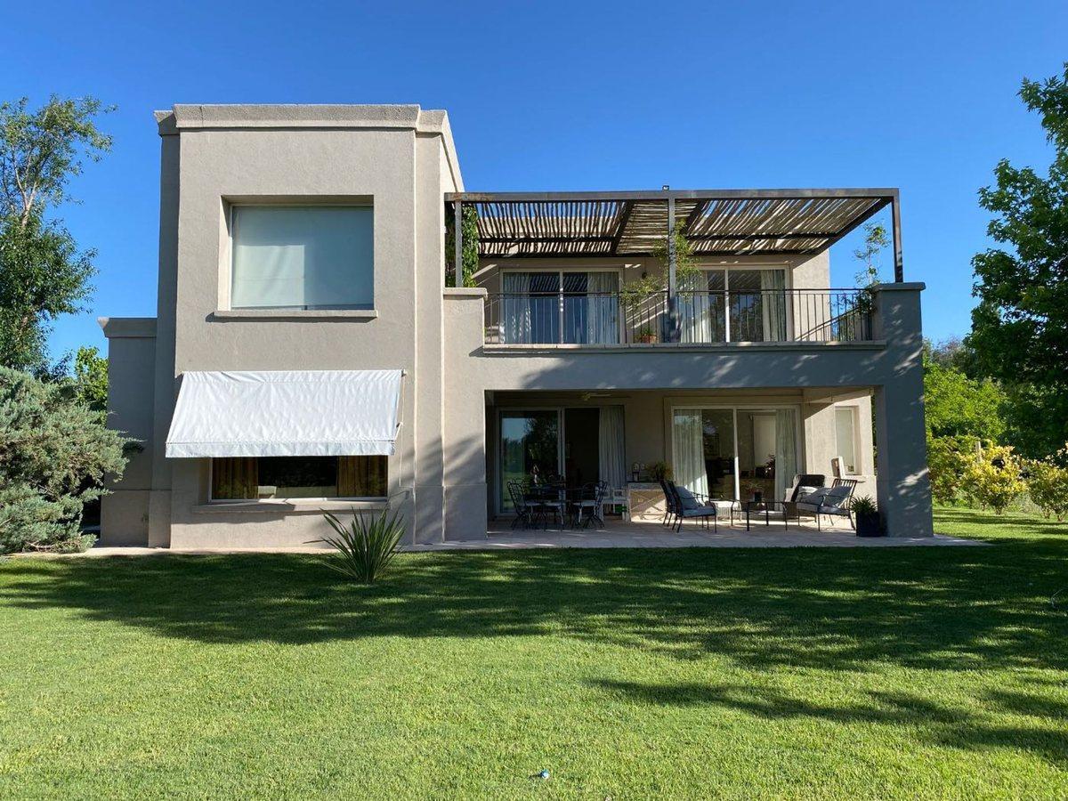 Casa en Venta La Vacherie Country Golf, Mendoza - Zonaprop