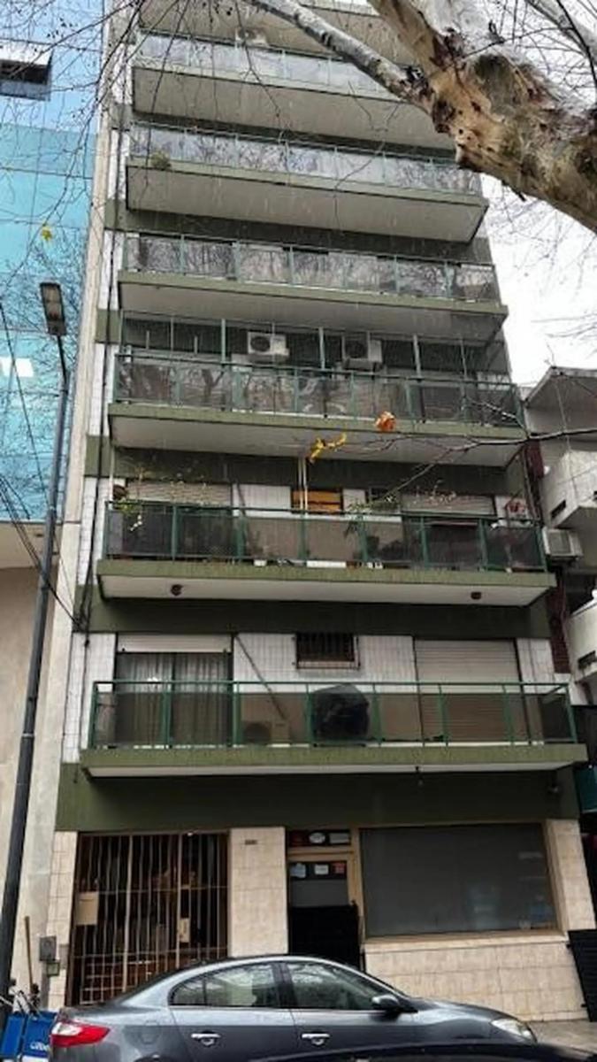 Alquiler. 3 Amb. Belgrano. Apto Uso Profesional. 1ro. Contrafrente ...