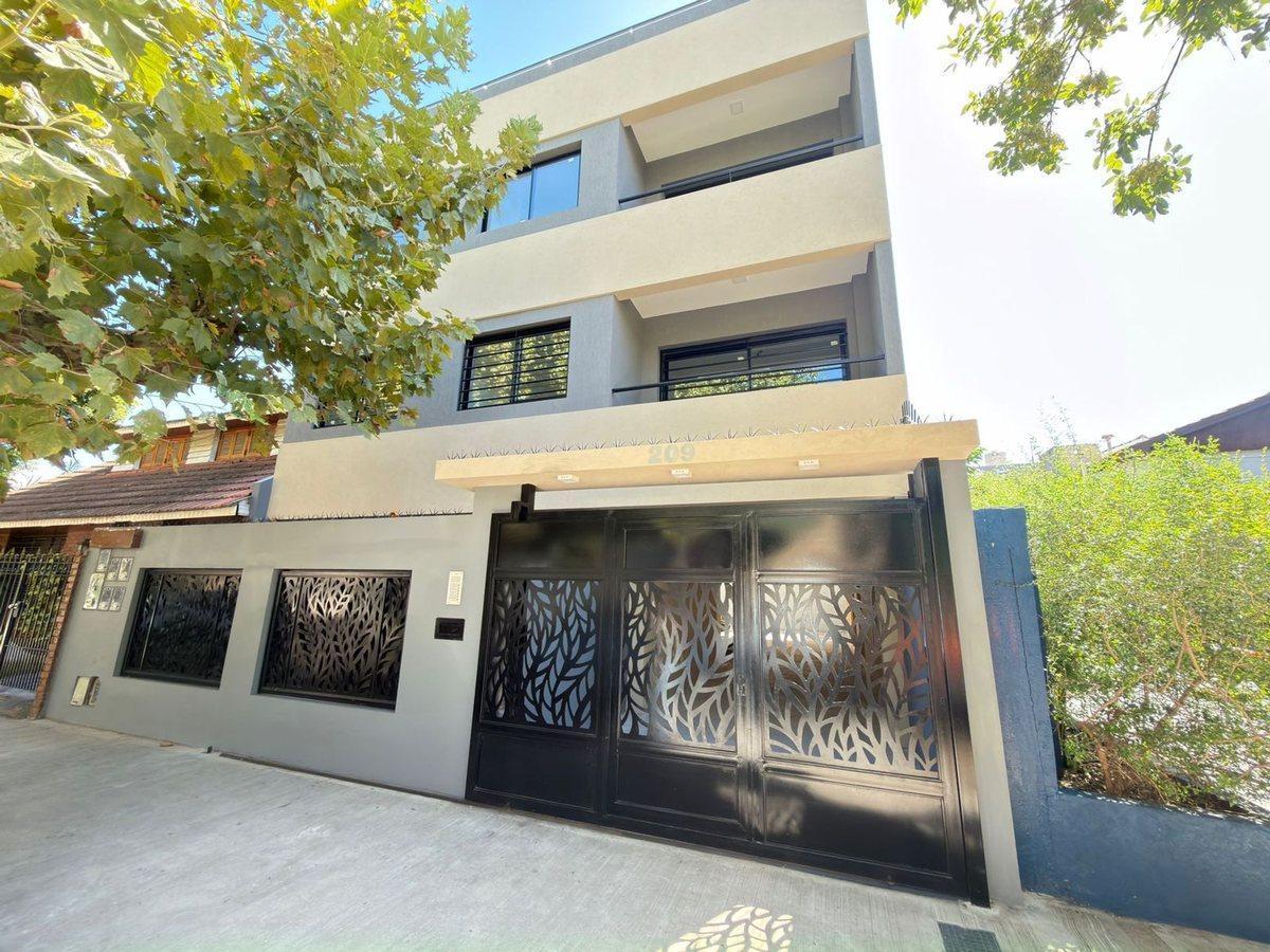 Departamento 2 Ambientes en Alquiler en Lomas, Gba Sur - Zonaprop